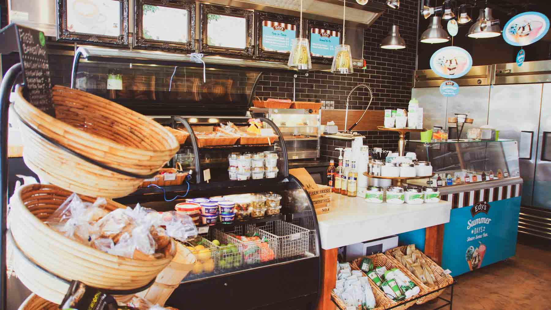 The Market Aruba | Your local grocery store